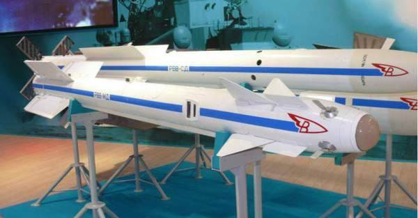 러시아, '체크메이트' 전투기 제원 부분 공개 - 국방신문